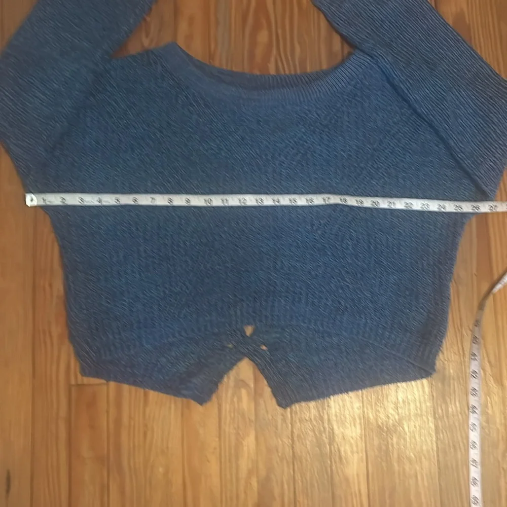 Express | Sweaters | Euc Express Oversized Boxy Cable Knit Keyhole Cut ...